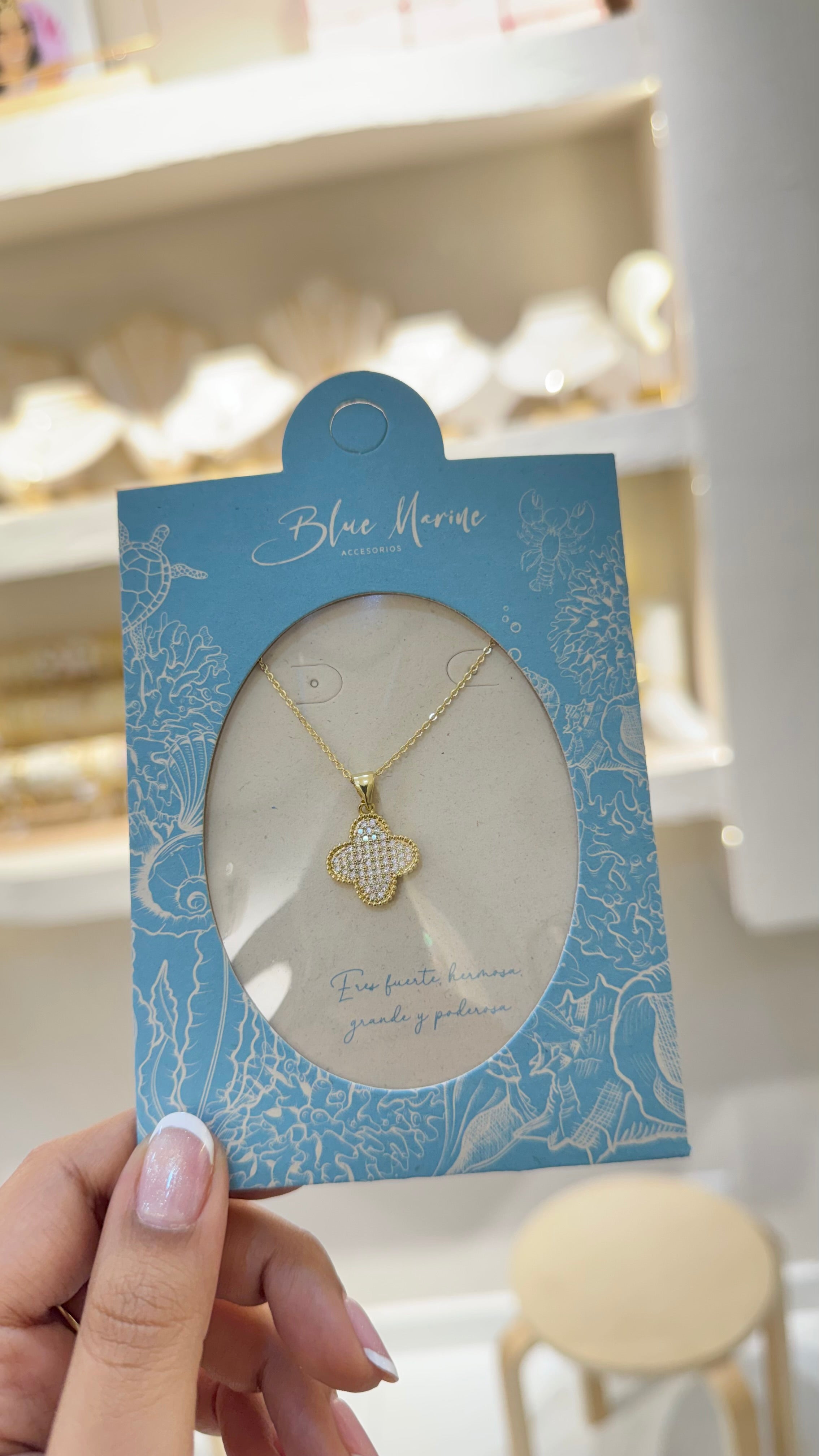 CADENA TRÉBOL CRISTALES – Bluemarine Accesorios